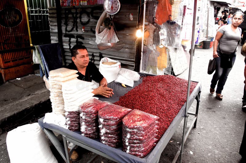 Venditore ambulante immagine stock editoriale. Immagine di fagioli ...