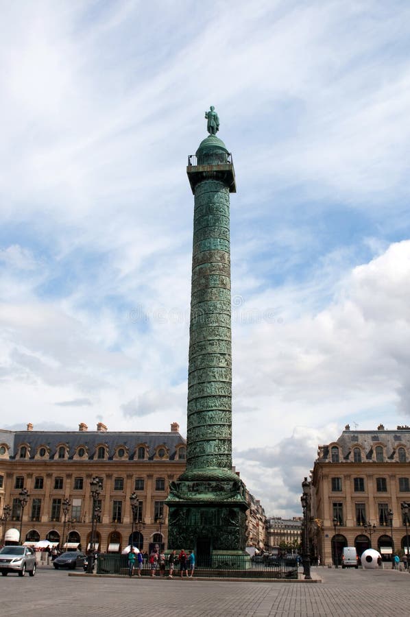 Vendome Column with Statue of Napoleon Bonaparte Editorial Photography ...