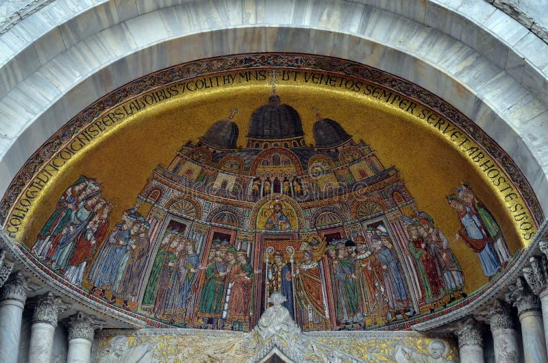 Venedig, Detail Der Basilika Di San Marco Stockfoto - Bild von heiliger ...