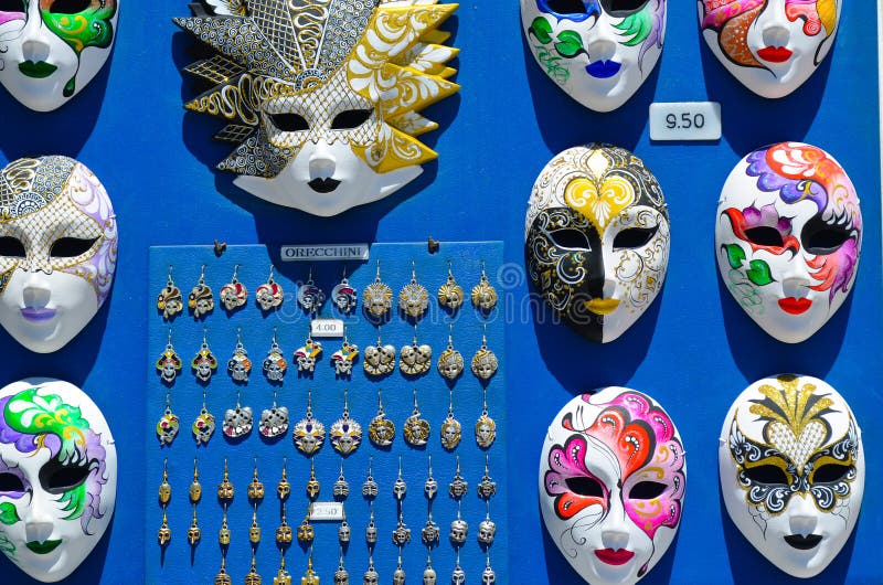 Venetiaanse maskers stock afbeelding. Image of elegant - 56768741