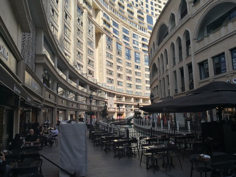 Venezia outlet Mall editorial image. Image of landmark - 216955195