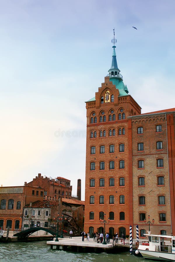 Grand Channel. Venice editorial image. Image of house - 34195985