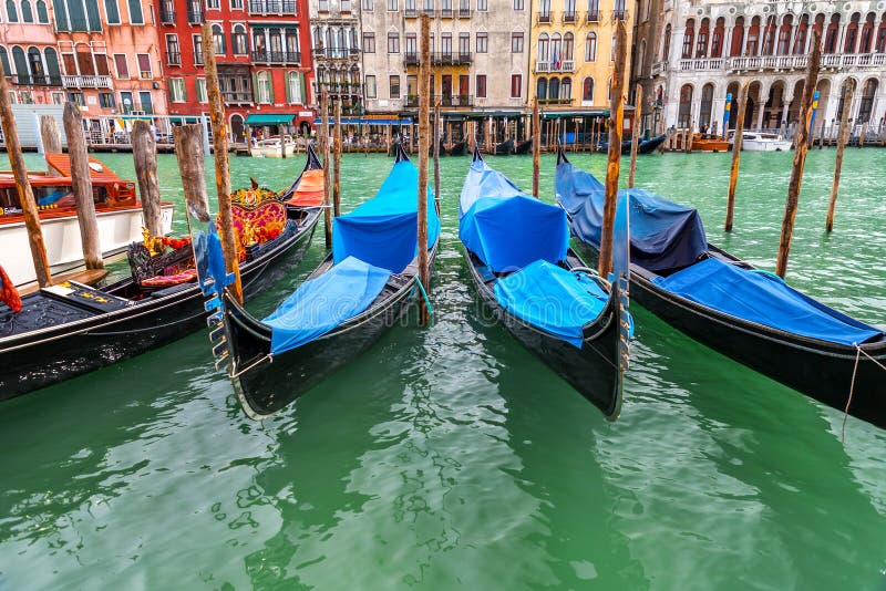 Gondolas on the Ancient Canals of Venice, Italy Editorial Stock Image ...