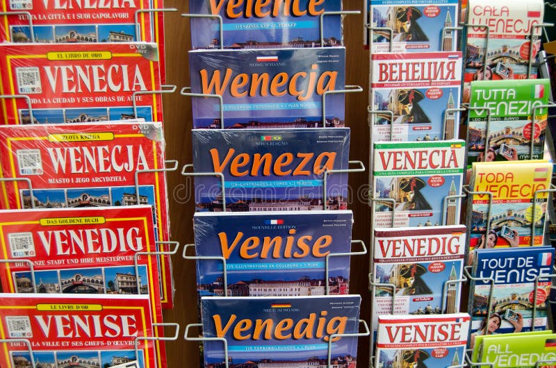 Venice Guidebooks display editorial stock image. Image of guide - 168387384
