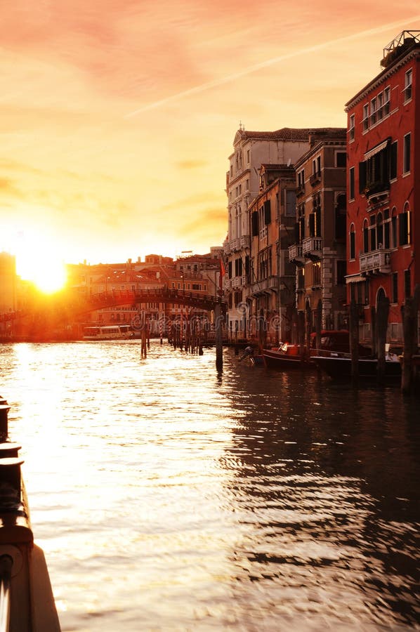 Venice Sunset stock image. Image of boat, houses, contre - 20147247