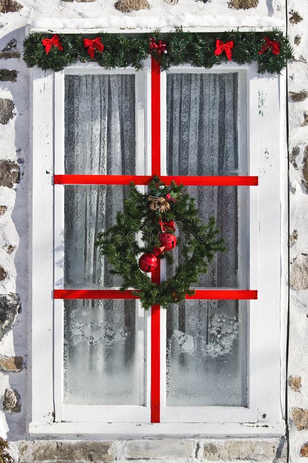 Venster stock foto. Image of verfraaid, kerstmis, buitenkant - 12238936 Venster stock foto. Image of verfraaid, kerstmis, buitenkant - 12238936