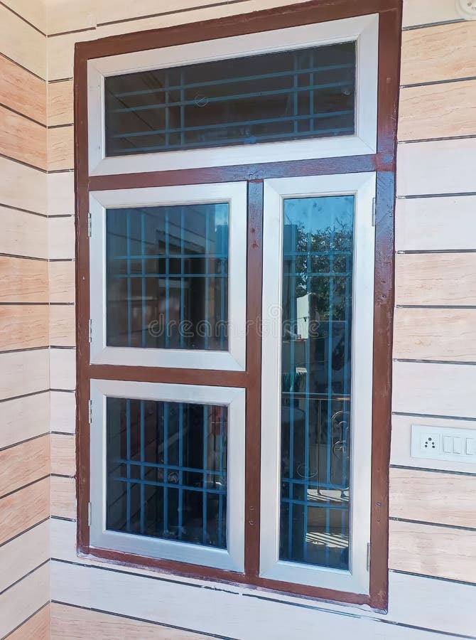 Ventana De Aluminio Khidki Palla Abierta Imagen de archivo - Imagen de ...