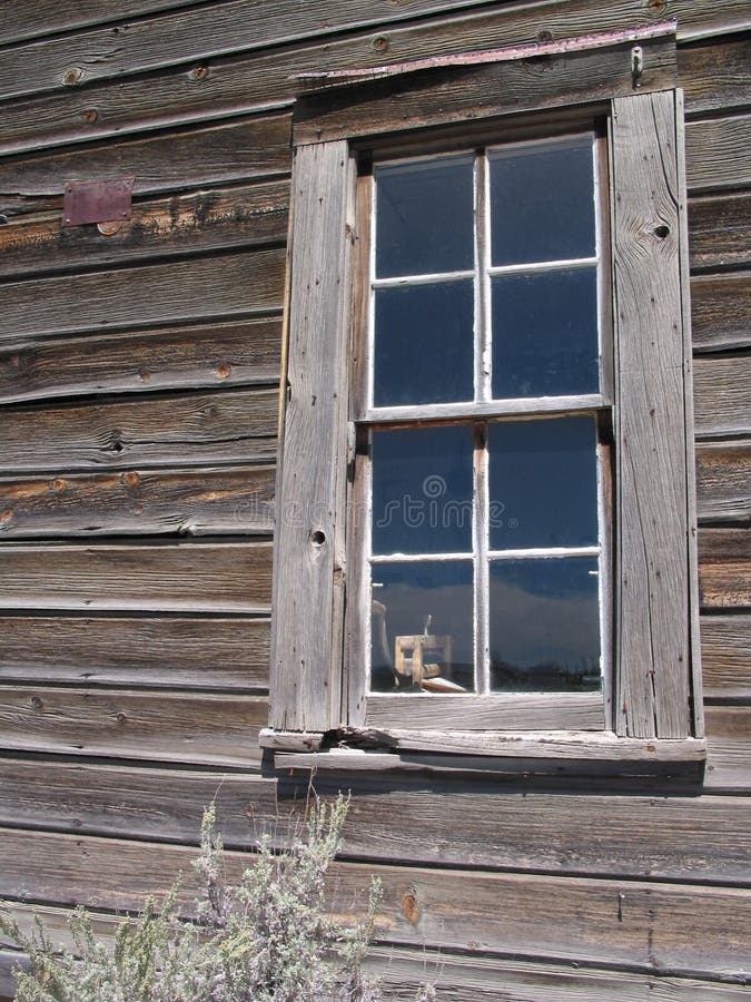 2,310 Cristales De Ventana Viejos Fotos de stock - Fotos libres de ...