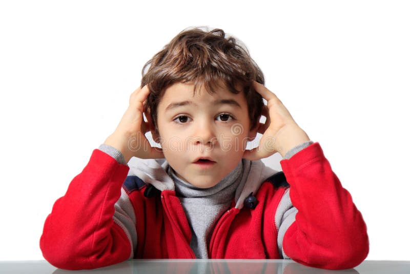 Meisje Die In Het Klaslokaal Denken Stock Foto - Afbeelding bestaande ...