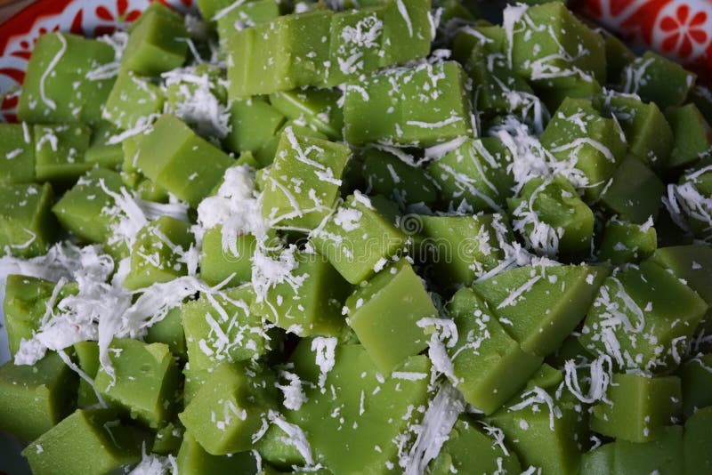 Verde del postre imagen de archivo. Imagen de torta, coma - 46154821