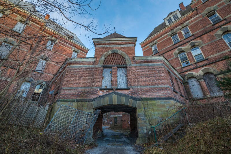 Verlaten Hudson River Psychiatric Hospital Stock Afbeelding - Image of ...