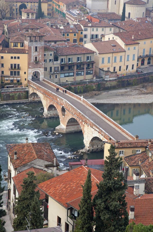 Verona - Pietra bridge stock photo. Image of veneto, adige - 29093476