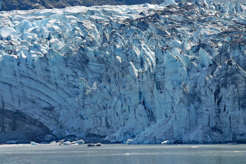 Verpacktes Blaues Eis Von Alaskischen Gletschern Stockbild - Bild von ...
