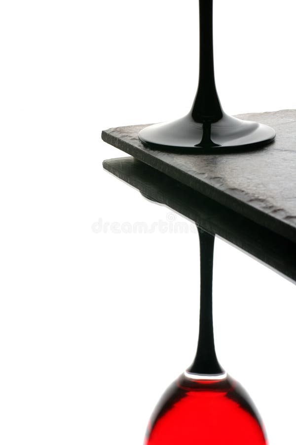 Verre de Rose Wine photo stock. Image du cristal, liquide - 2129612