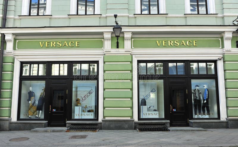 Versace flagship store editorial image. Image of stoleshnikov - 115971840