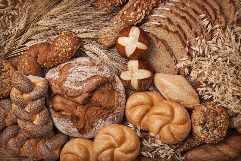 Verschiedene Brot-Arten stockbild. Bild von korn, getreide - 50578565
