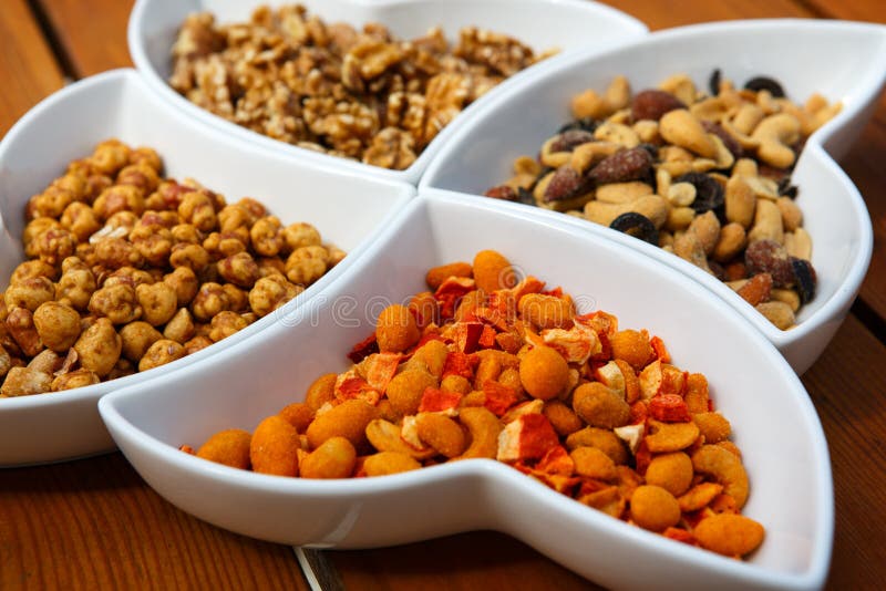 Verschillende Soorten Noten Als Zoute Snack Stock Afbeelding - Image of ...