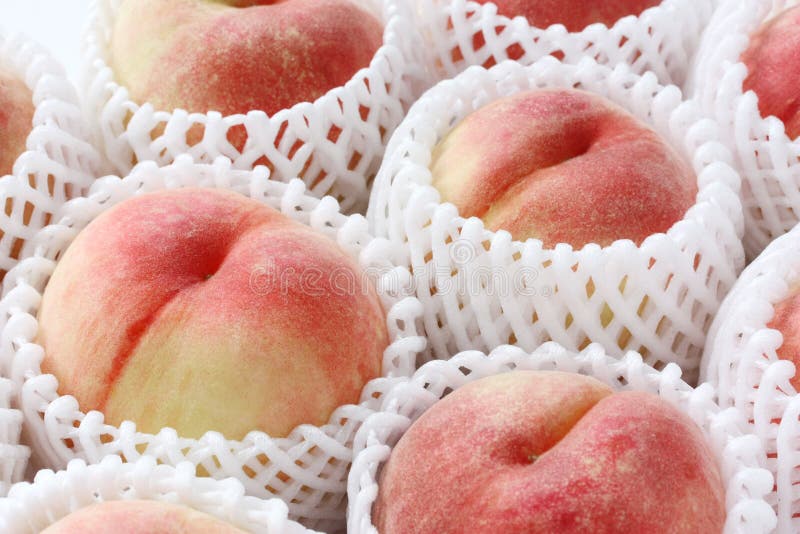 Verse witte perzik stock afbeelding. Image of vers, achtergrond - 20503177