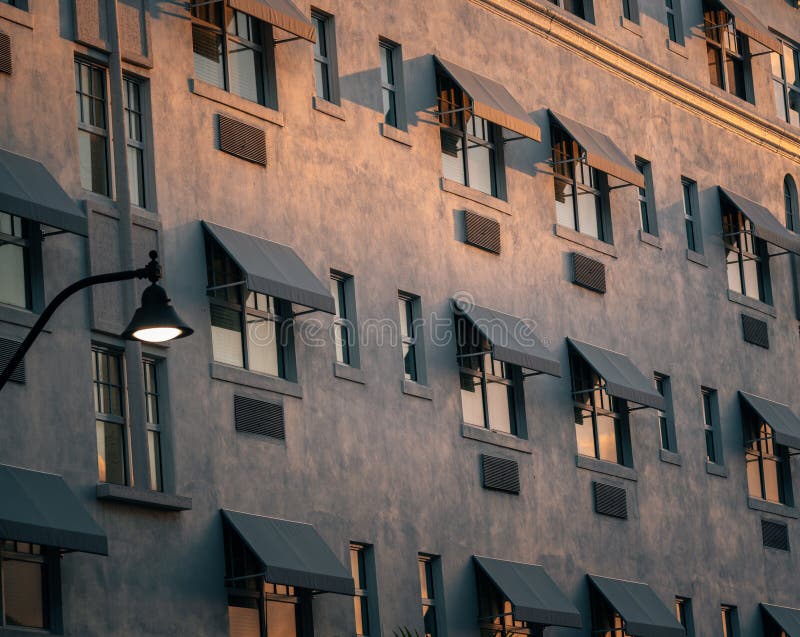 Beautiful Contemporary Gray High Rise Building Stock Photos - Free ...