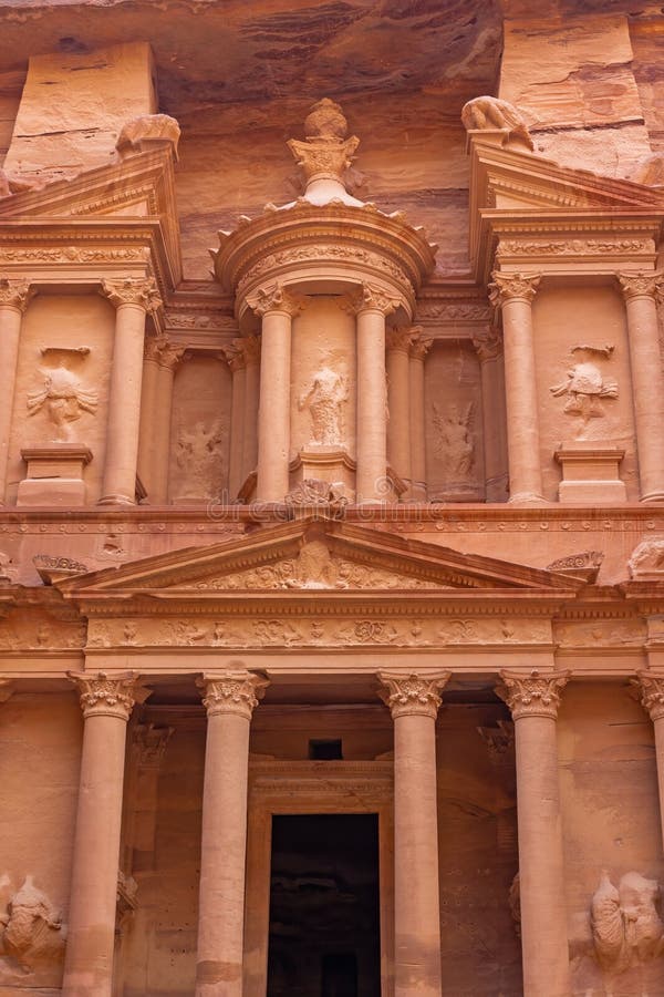 Vertical Front View of the Treasury, Petra. Jordan Kingdom. Stock Image ...