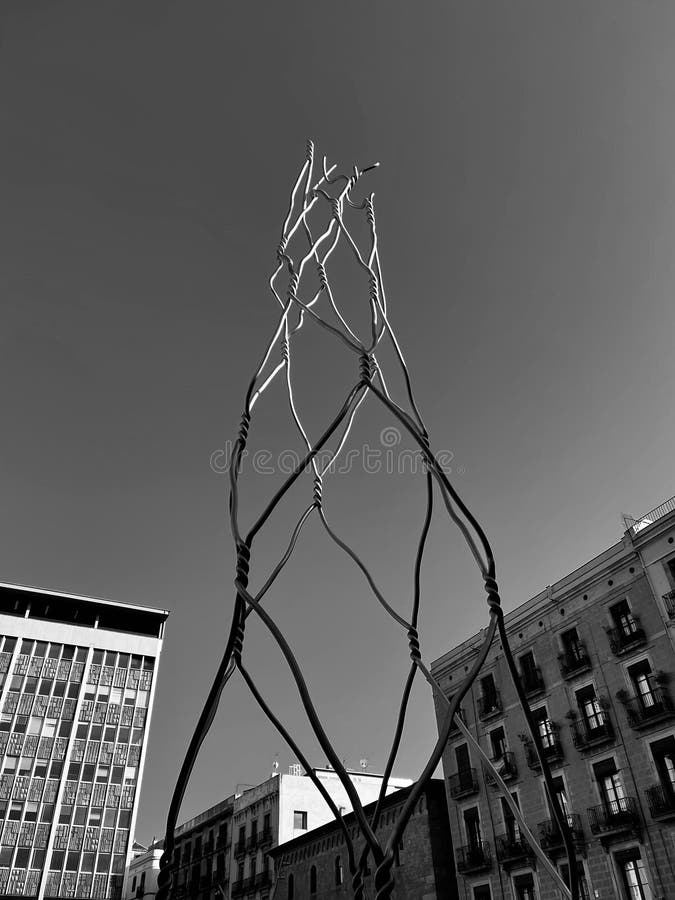 Vertical Low-angle Shot of a Modern Wire Sculpture in Barcelona ...