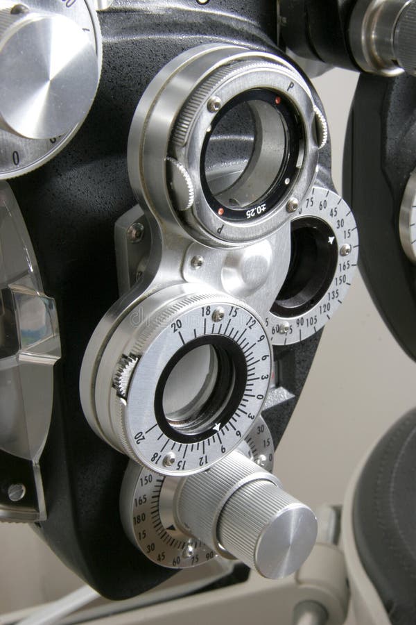 A phoropter machine stock photo. Image of machine, optometrist - 118538744