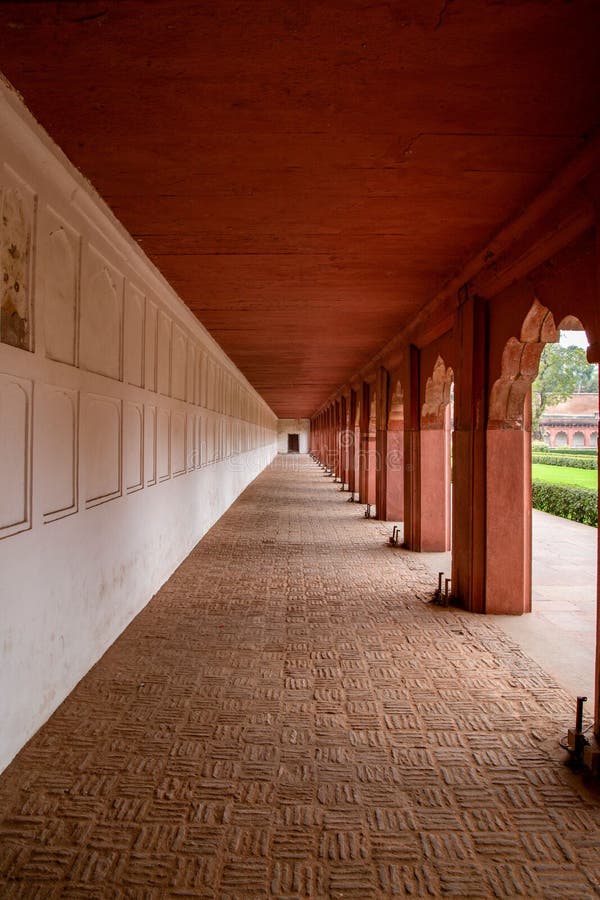 Vertical Shot of the Architecture and Empty Hallway of Agra Fort in ...