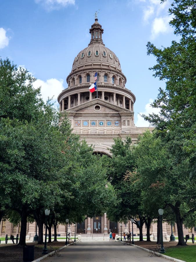 Vertical Austin Skyline Capitol Building Of Texas Stock Photo - Image ...
