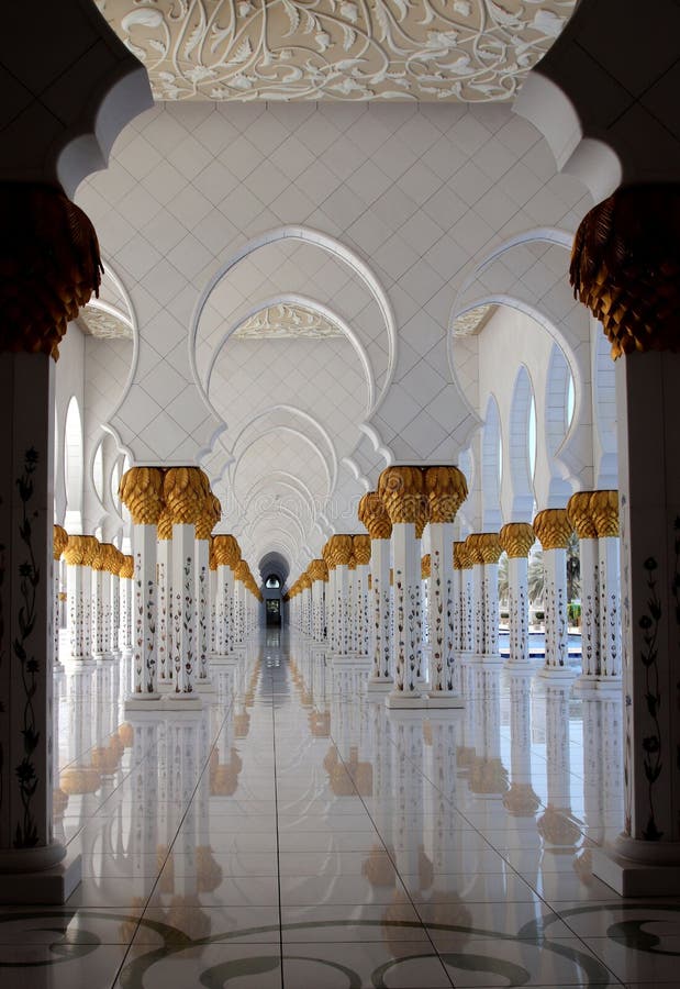 Vertical Shot of a White Corridor with Columns, Sheikh Zayed Grand ...