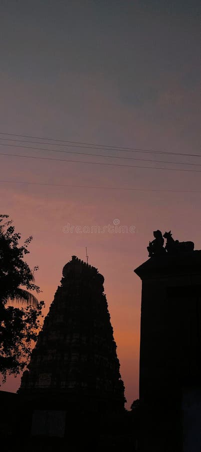 Vertical Silhouette of a Building at Sunset Stock Photo - Image of ...