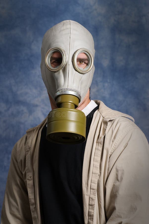 Homme Avec Le Masque De Gaz Photo stock - Image du rayonnement, noir ...