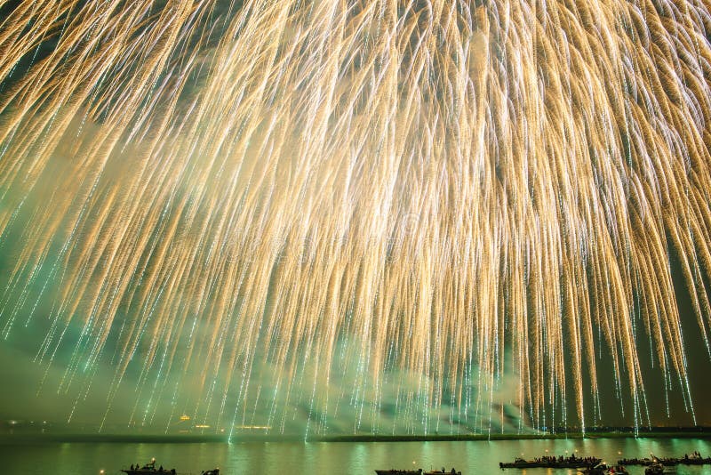 Very big fireworks stock image. Image of flower, festival - 27791311