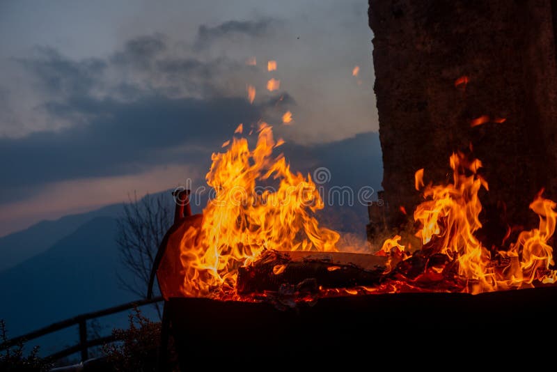 Very Bright Flame with Embers Stock Image - Image of embers, cooking ...