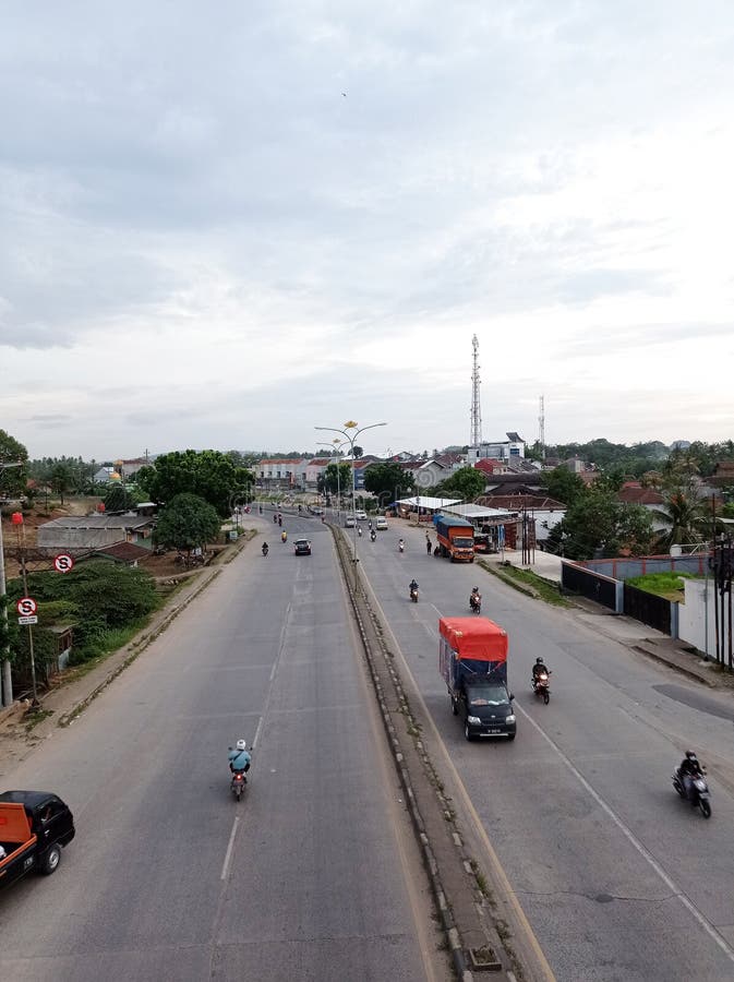 Very busy traffic road editorial photo. Image of indonesia - 235597816