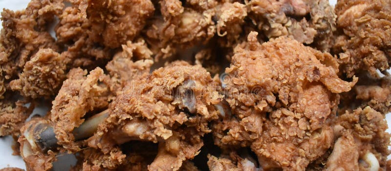These are Very Delicious Fried Chickens Stock Photo - Image of golden ...