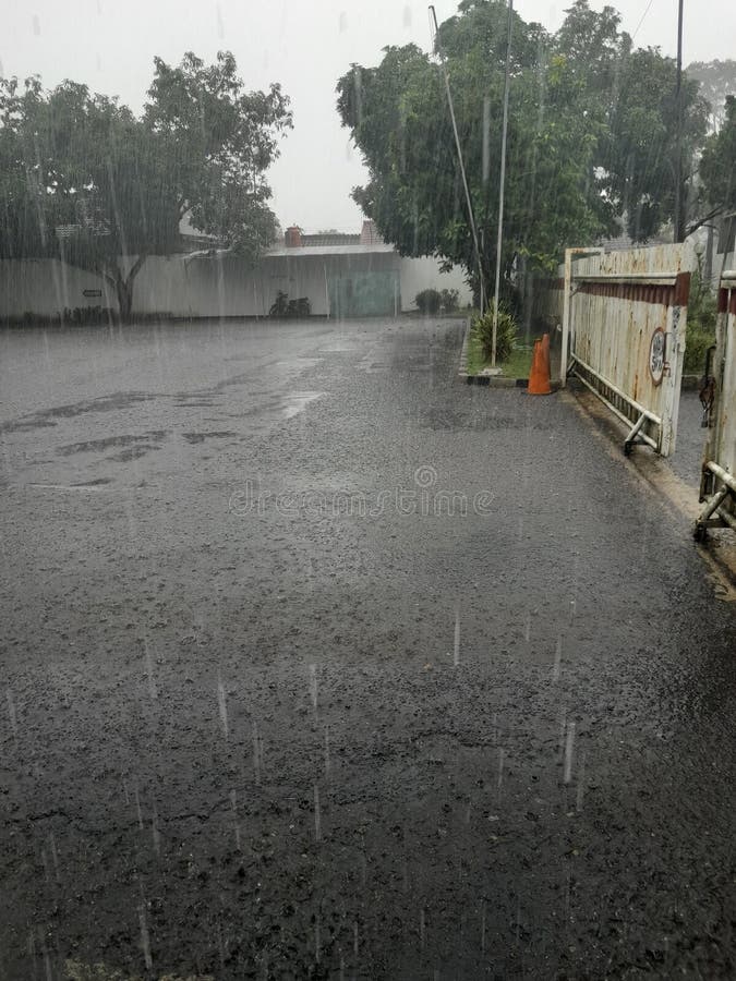 Very heavy rain flooding stock image. Image of heavy - 276646819