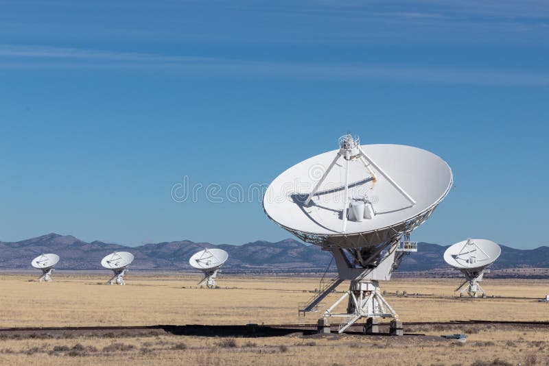 Very Large Array Engineered Structure Supporting a Large Dish with ...