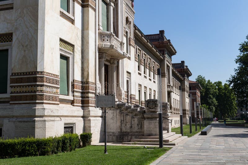 Very old building #5 editorial photo. Image of architecture - 81036696