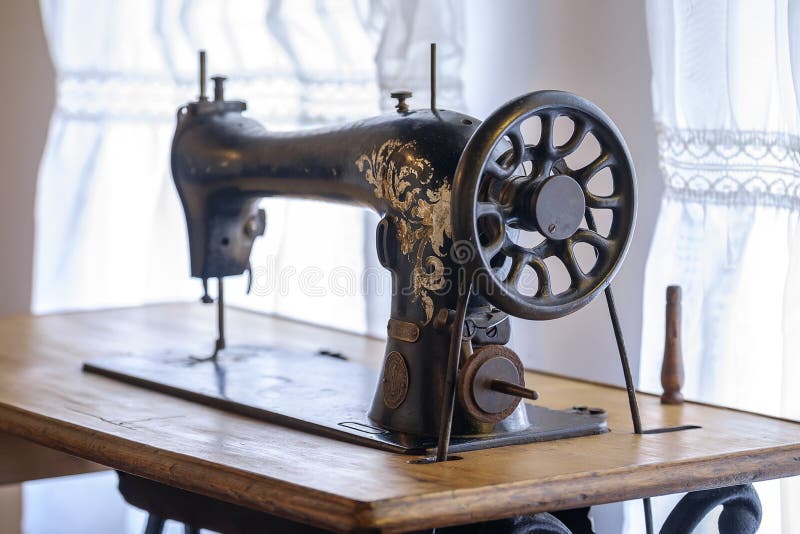 Very Old Vintage Sewing Machine 3 Editorial Photography - Image of ...