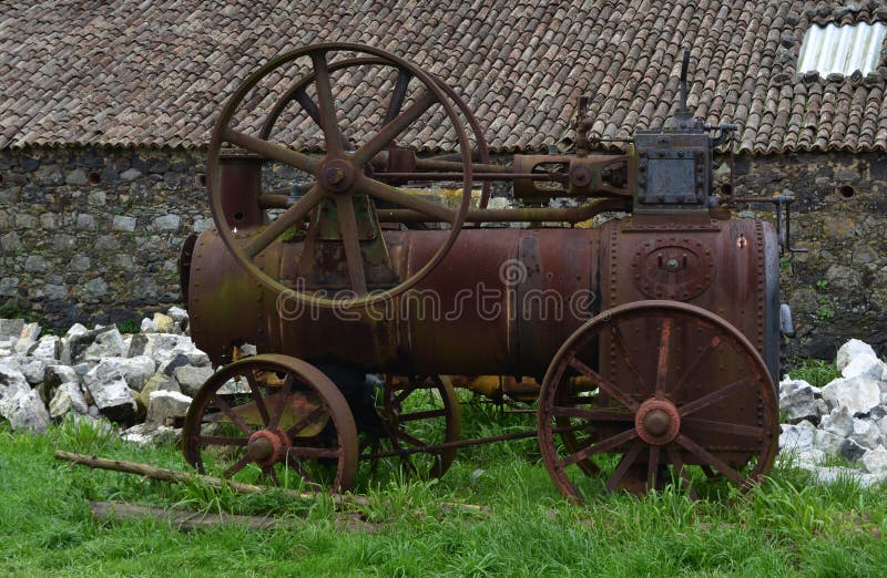 Very Rusty Old Steam Engine Tractor on a Farm Stock Image - Image of ...