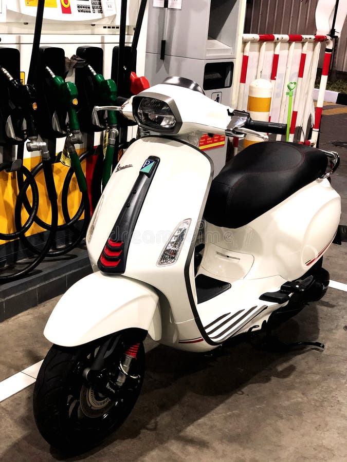 Vespa matic editorial photo. Image of vespamatic, vespa - 206413746