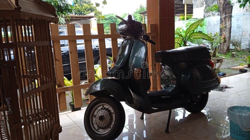 Vespa Piaggio Excel 150 Green 1994 Original Paint 2 Stroke Classic ...