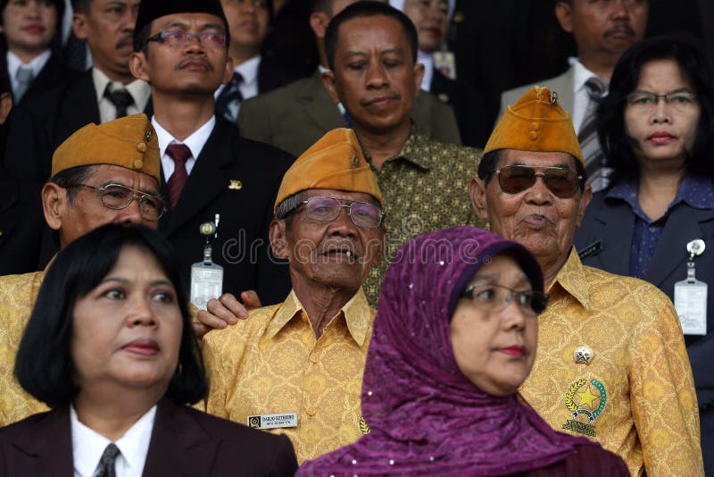 Veteran editorial image. Image of following, central - 43795895