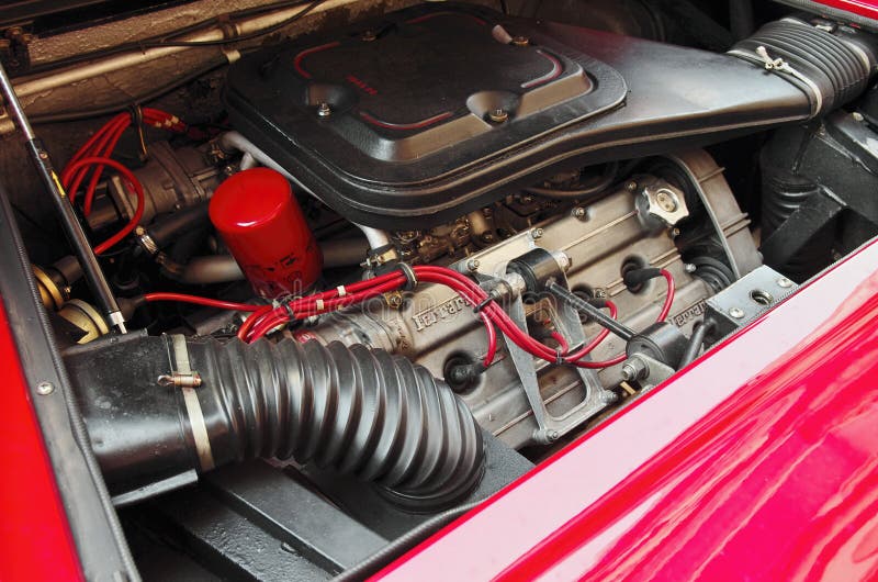 Veterano - motor Ferrari fotografía editorial. Imagen de sistema ...