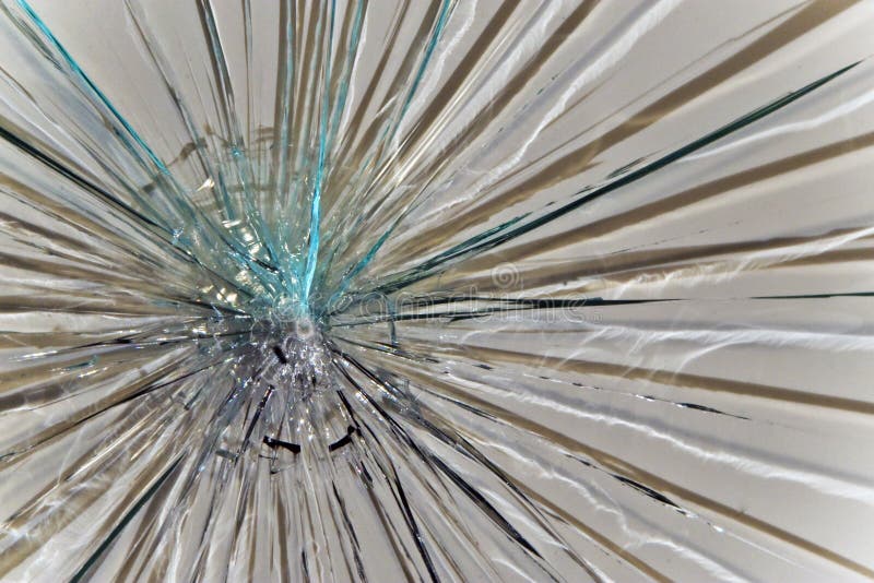 Vetro rotto fotografia stock. Immagine di roccia, struttura - 12209530