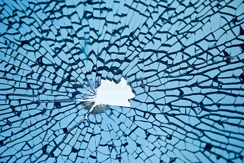 Vetro rotto immagine stock. Immagine di macro, cracked - 24339165