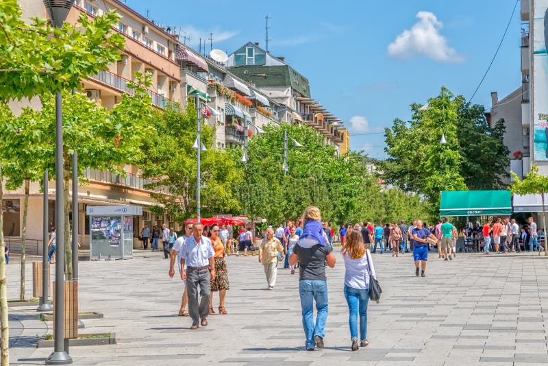 La Cattedrale Di Madre Teresa a Pristina Immagine Stock Editoriale ...