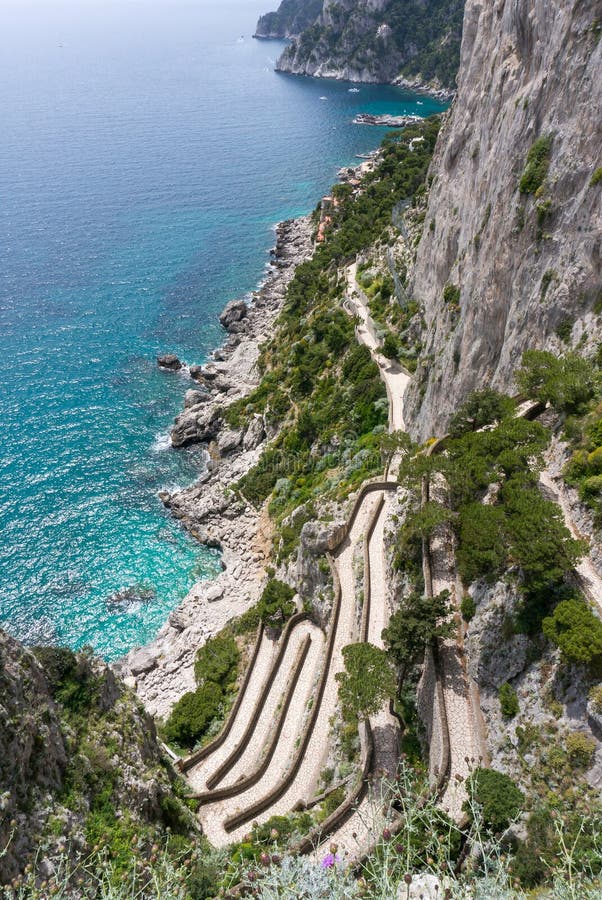 Vista Via Della Via Di Krupp E La Linea Costiera Dai Giardini Di ...