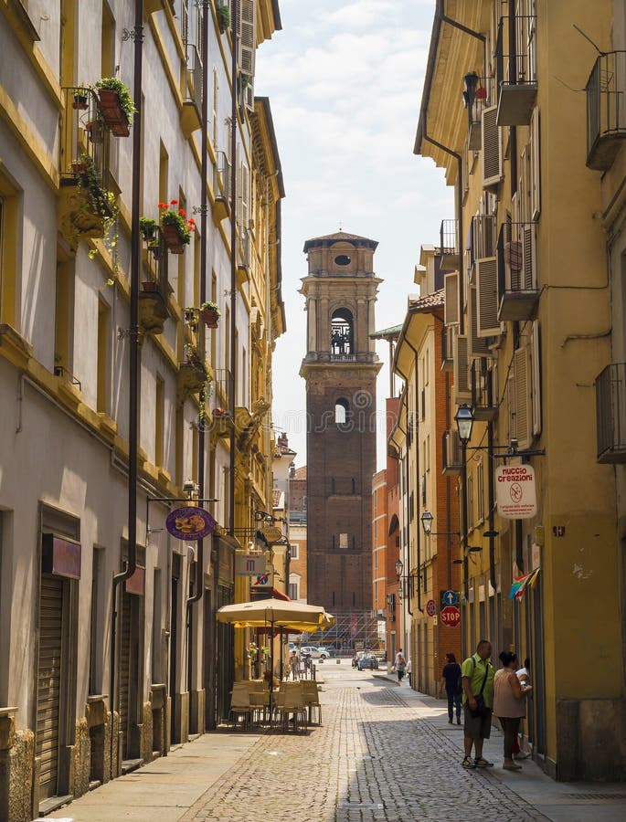 Il Campanile Della Cattedrale Di Torino A Torino Immagine Stock ...