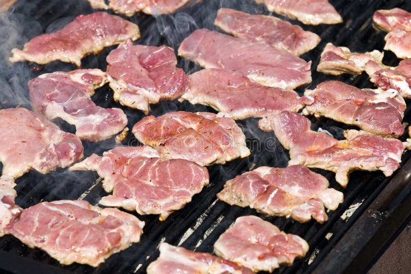 Viande image stock. Image du frais, torréfaction, rouge - 20701771